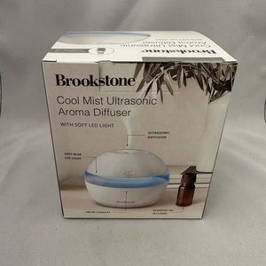 Brookstone | Other | Brookstone Cool Mist Ultrasonic Aroma Diffuser ...